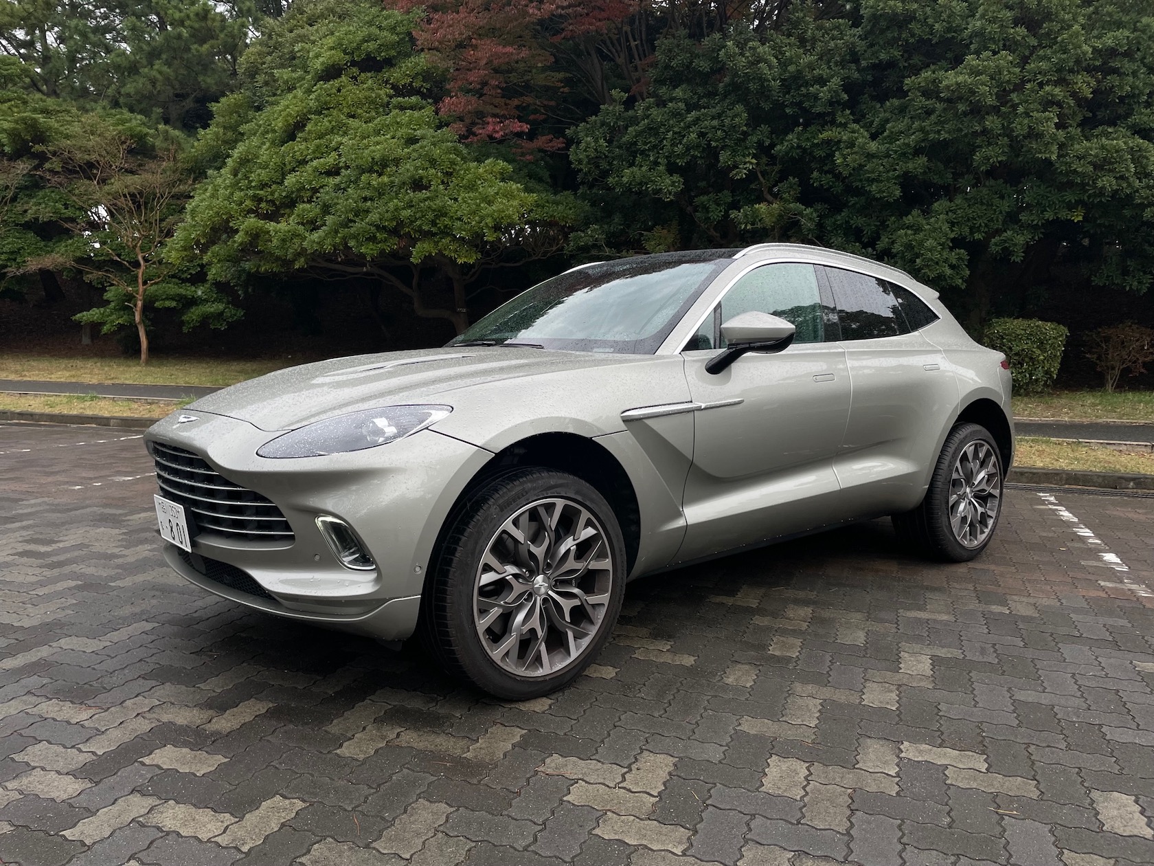 In The Hot Seat: Aston Martin’s First-Ever SUV–‘DBX’ Tested - Carlist