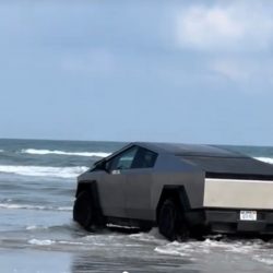 Tesla Cybertruck Dipped Into Texas Ocean Waters - Carlist