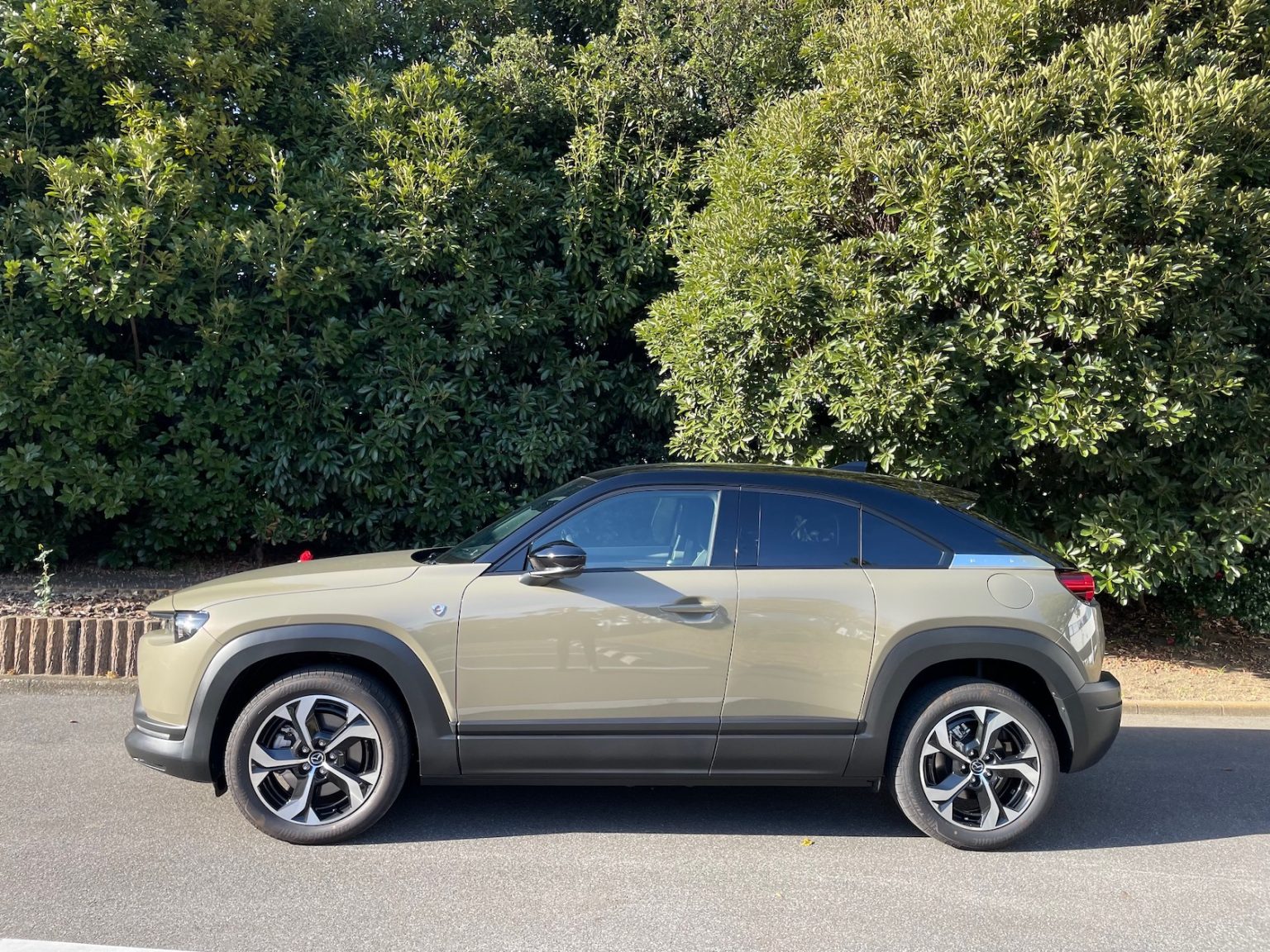 Mazda’s Rotary Is Back: We Test Drive The New MX-30 Rotary EV Plug-in ...