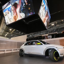 Hyundai Mobis Unveils MOBION Electric Vehicle that Travels Sideways ...