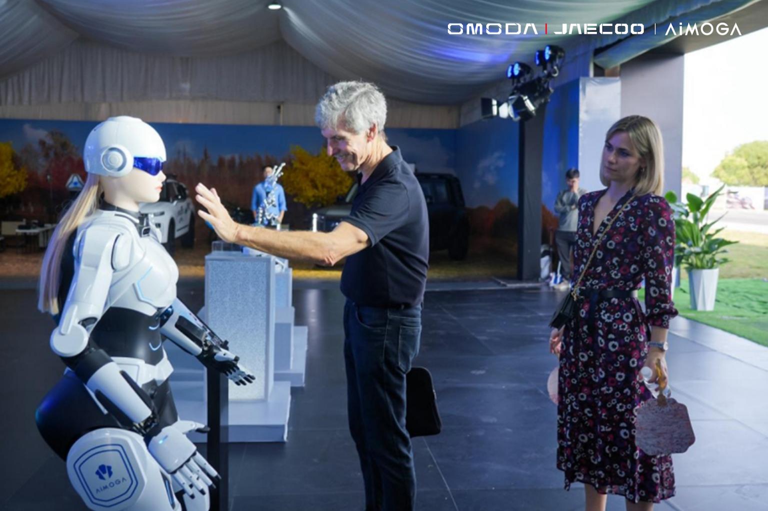 China’s Chery Debuts Robot That’s Scarily Real - Carlist